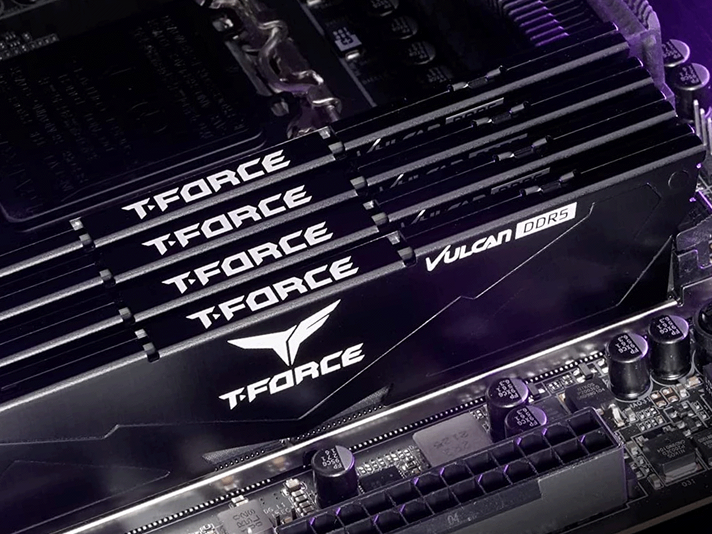 Team T-FORCE VULCANシリーズからロープロファイル設計のDDR5-5200選別のOCメモリー ...